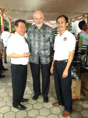 In Cambodia, Uphoff touts SRI successes | Cornell Chronicle